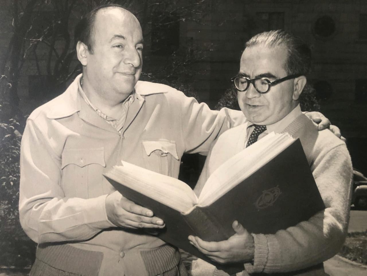 Wenceslao Roces y Pablo Neruda: Camaradas del exilio y la revolución ...